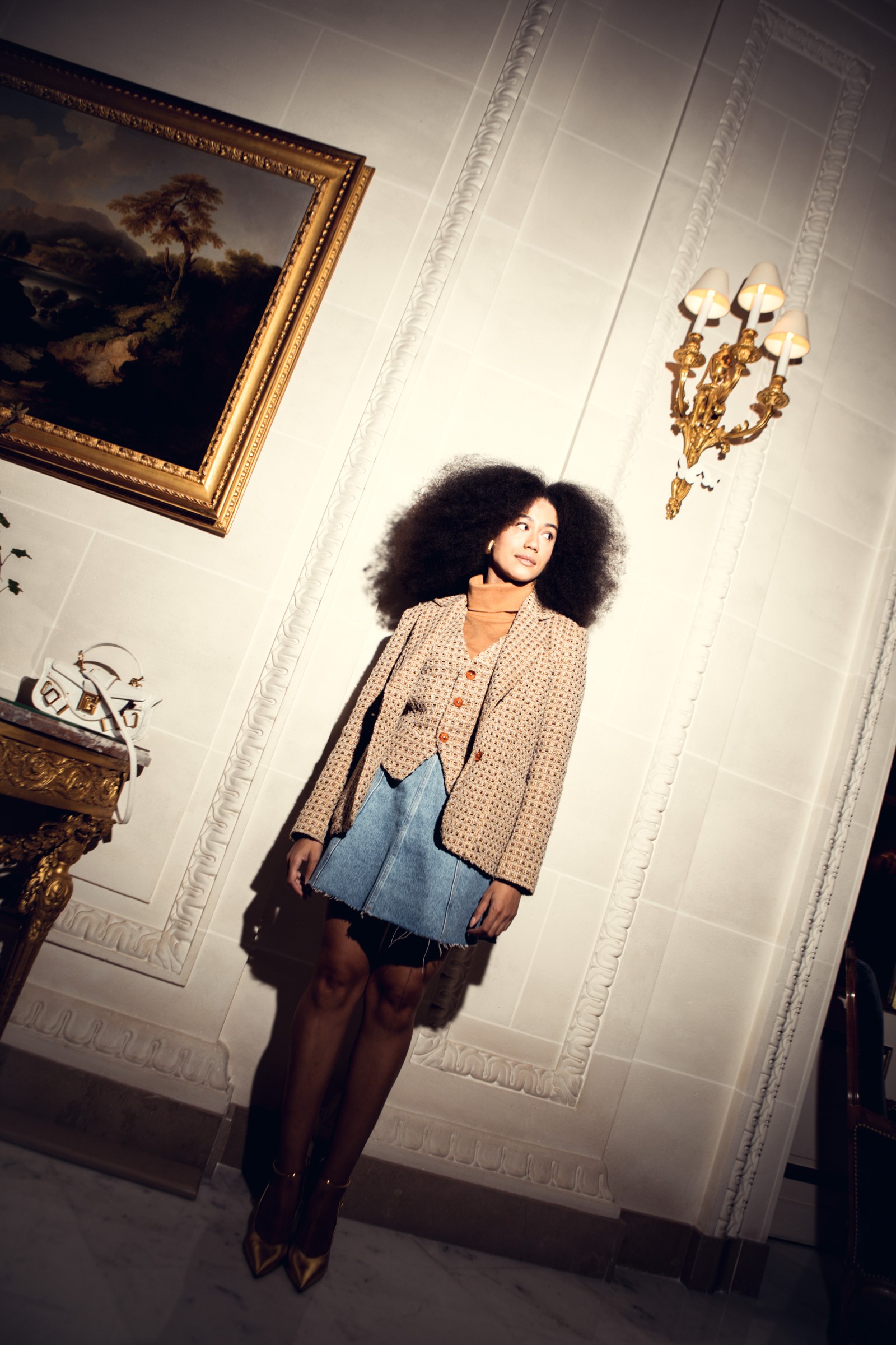 Carol Bassi reune nomes da moda durante Paris Fashion Week