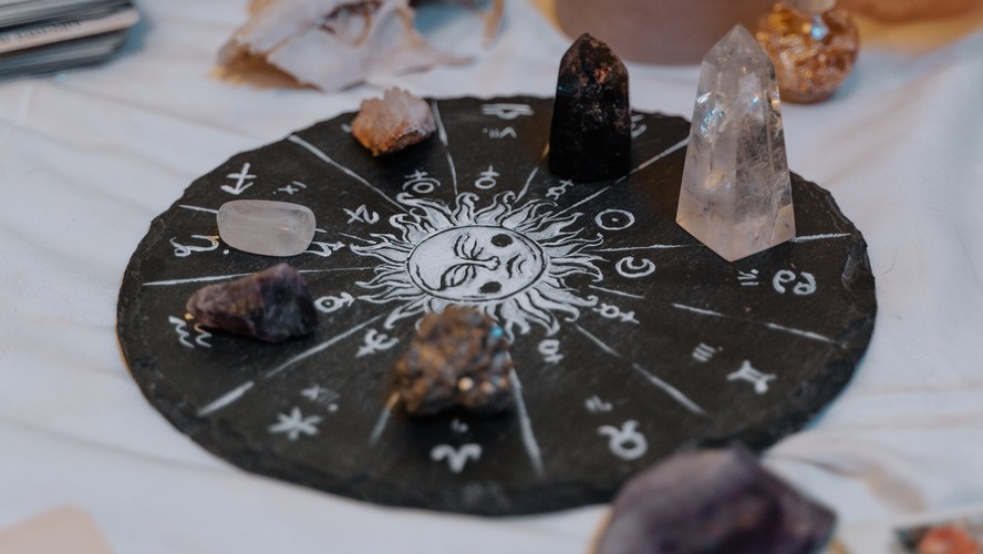 Descendente no Mapa Astral: como os signos se relacionam