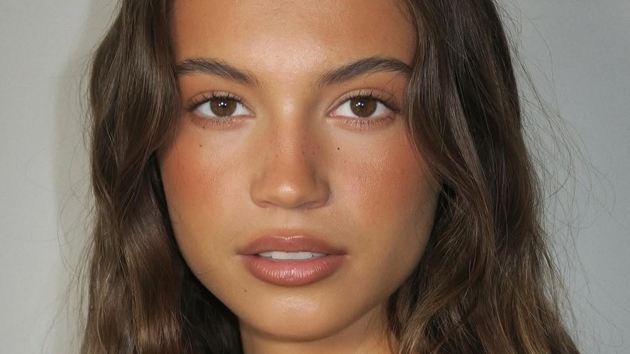 Blonzer: o casamento perfeito entre blush e bronzer para apostar no verão