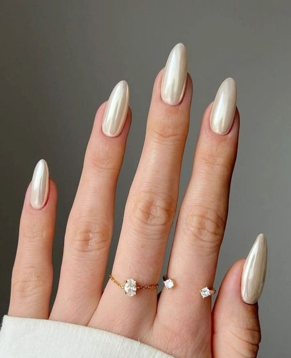 Unhas redondas decoradas: 30 inspirações que vão desde esmaltação ...