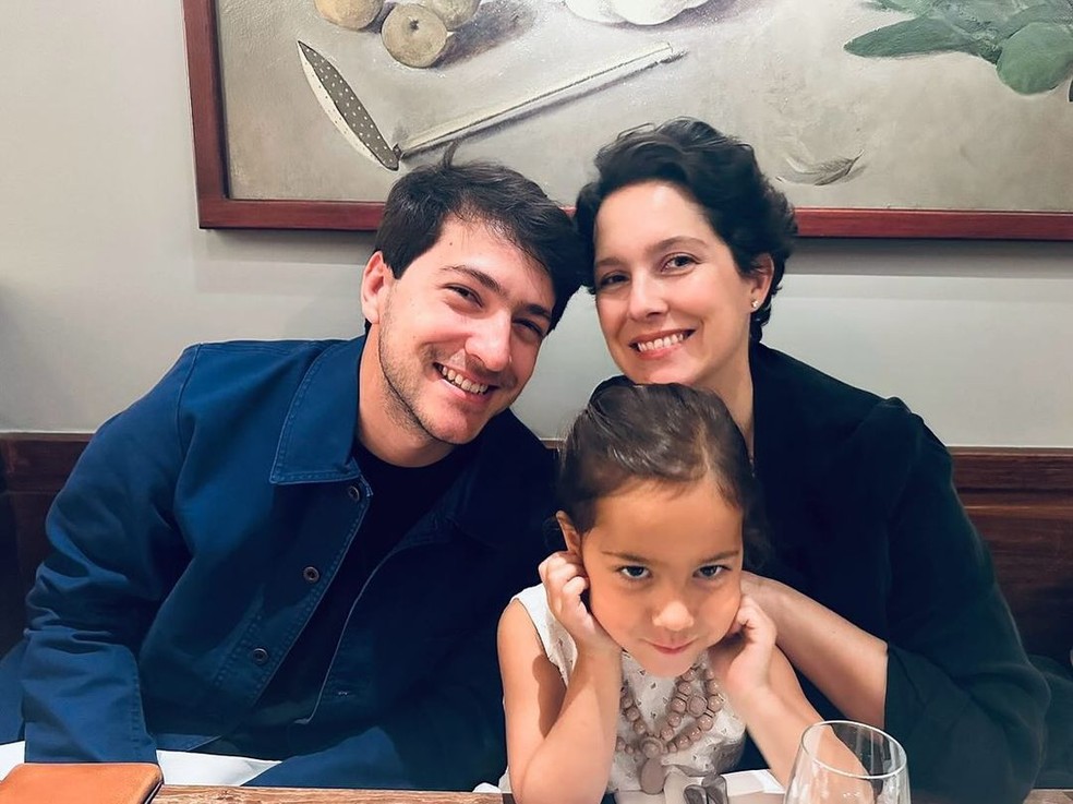 Cecília Malan publica fotos raras com o irmão temporão e brinca: 'Fui ...