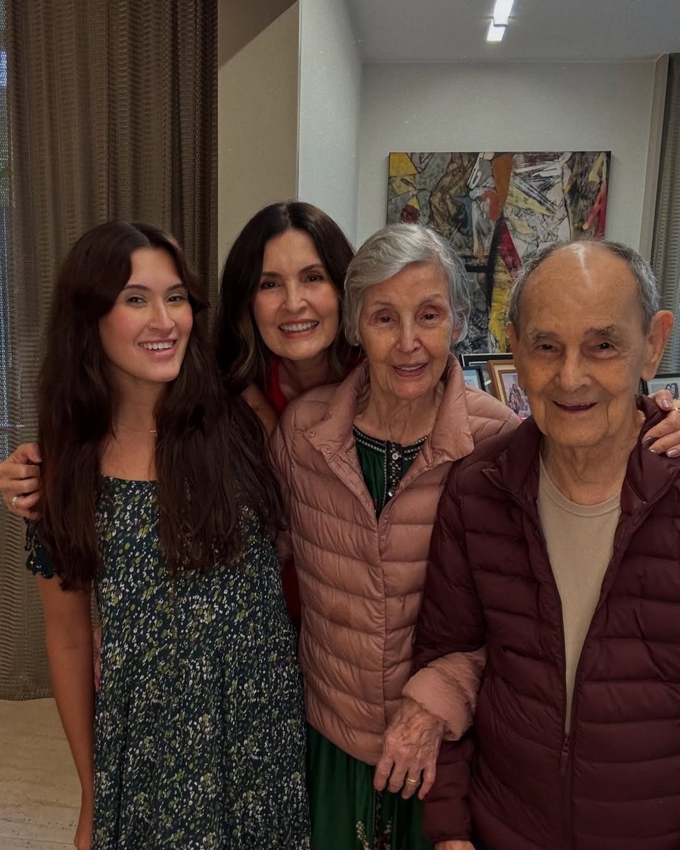 Filha de Fátima Bernardes e William Bonner, Bia Bonemer divide foto da ...