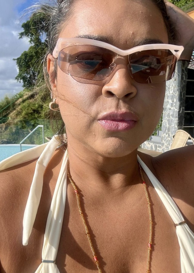 Preta Gil expõe seguidoras que criticaram suas fotos de biquíni: 'Elas ...