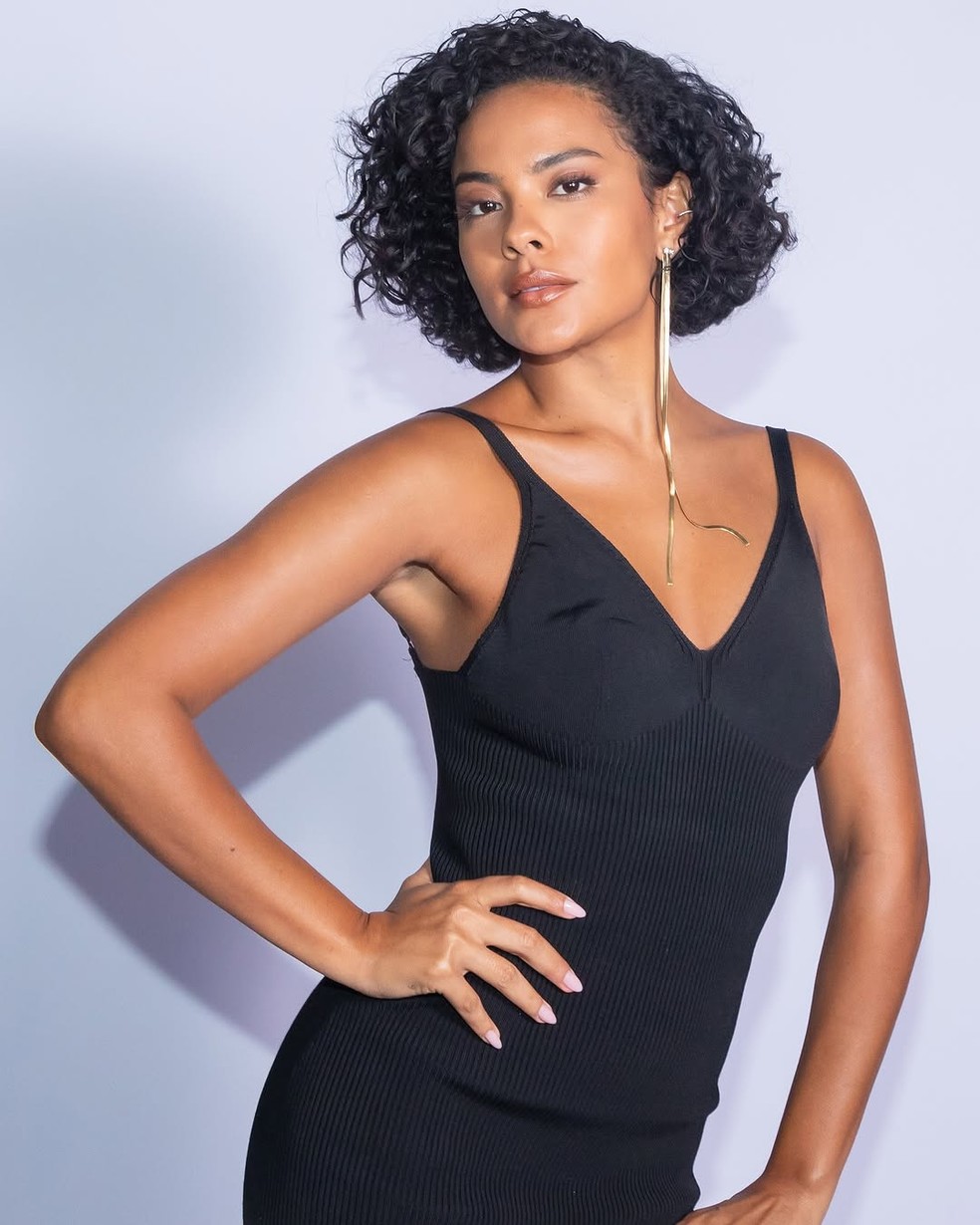 Vilã fashionista: looks de Maria de Fátima em 'Vale Tudo' combinam ...