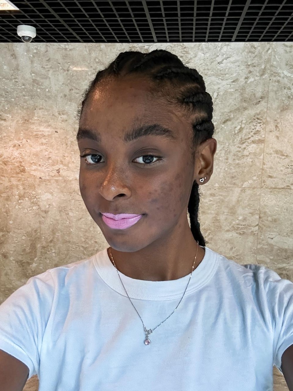 Batom Snob em 2024? O clássico rosa claro da MAC pode voltar aos ...