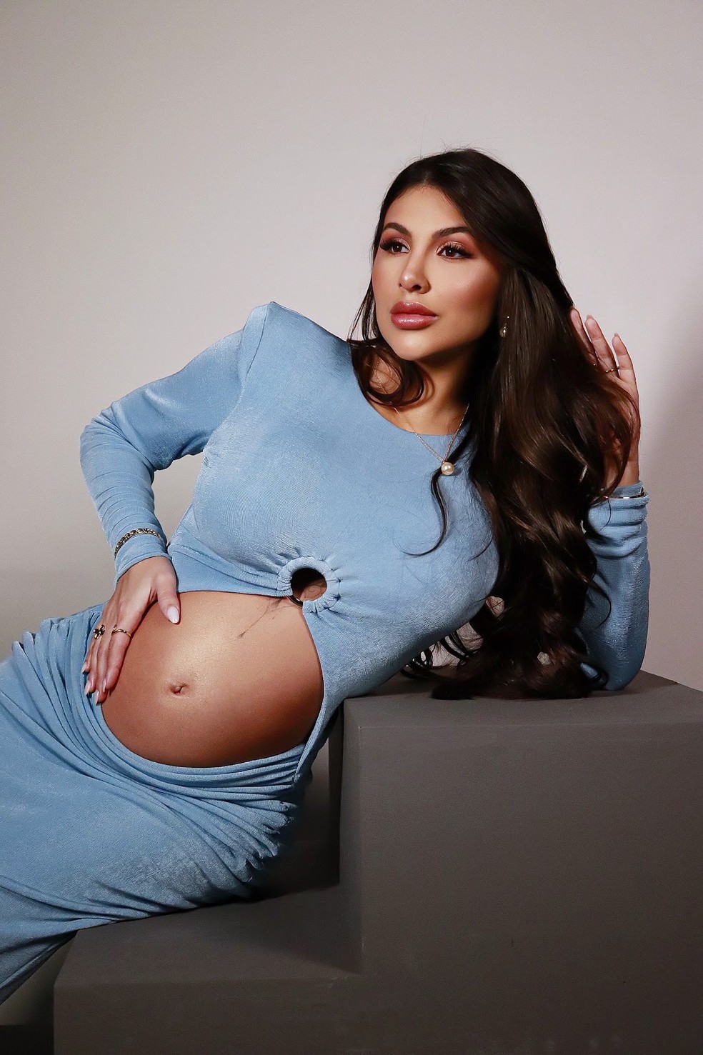 Jheny Santucci afirma que continuará a trabalhar na gravidez e cita apoio de Arthur Aguiar: 'Sei ...