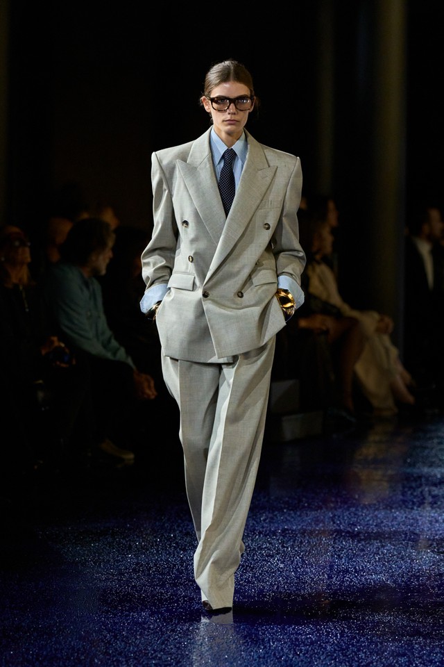 Tendências de moda 2025: 7 destaques dos desfiles da Semana de Moda de ...