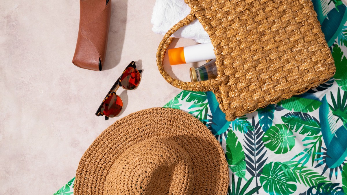 Kit praia completo para garantir dias perfeitos à beira-mar: 6 produtos