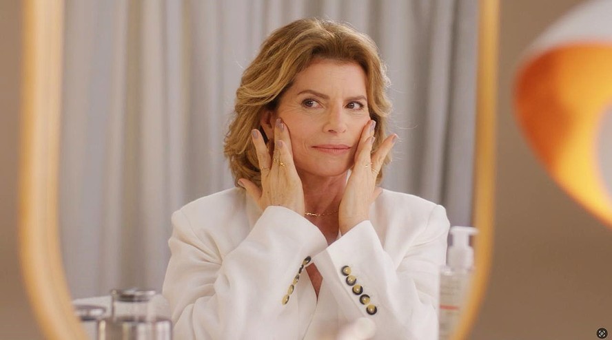 Debora Bloch reflete sobre sua relação com a beleza depois de Vale Tudo ...