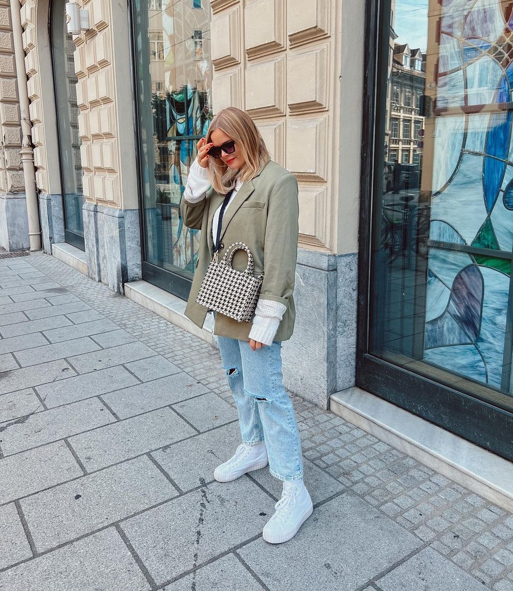 Look com tênis branco, o must-have do seu guarda-roupa