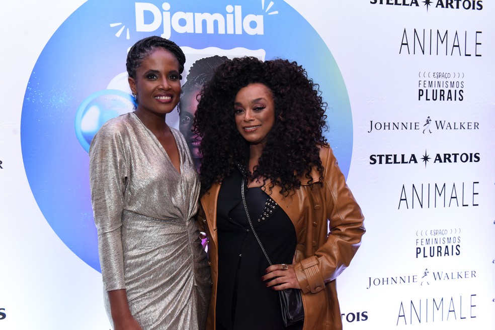 Djamila Ribeiro reúne famosos para celebrar seu aniversário de 44 anos