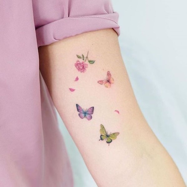 Mais cor! 35 ideias de tatuagem colorida feminina para se inspirar