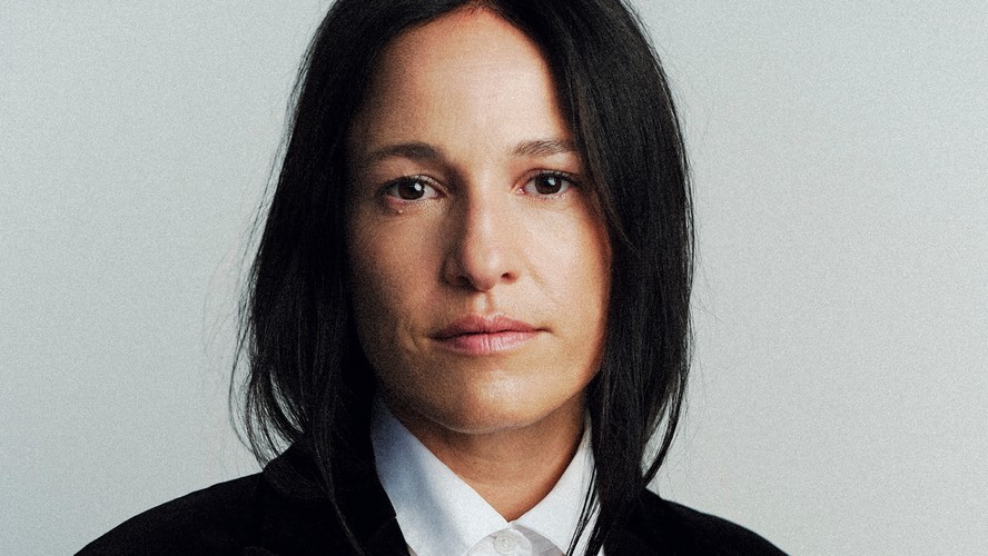 Carminho: a trajetória da fadista que já ganhou música de Caetano ...