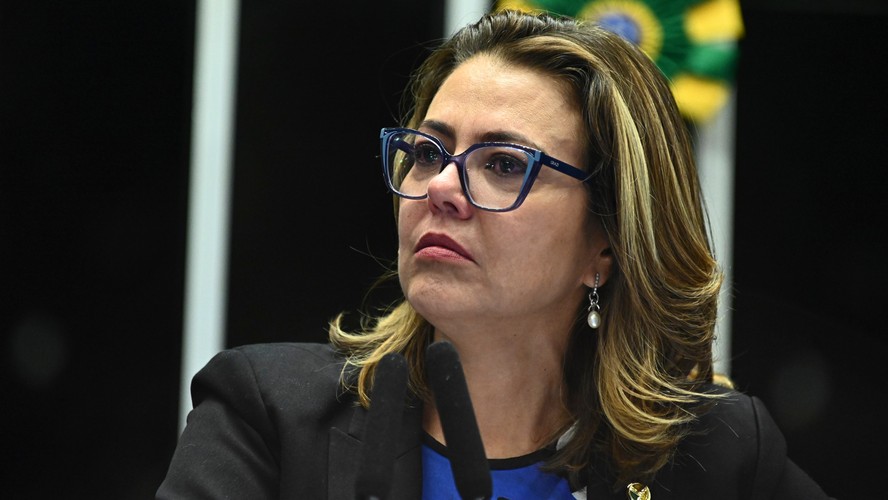 Aos prantos, Leila faz discurso indignado no Senado: 'Vocês acham ...