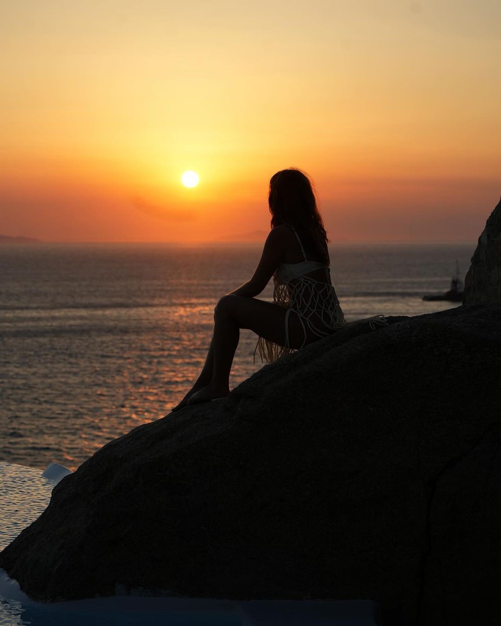 Giovanna Lancellotti resgata fotos de férias em hotel de luxo na Grécia ...