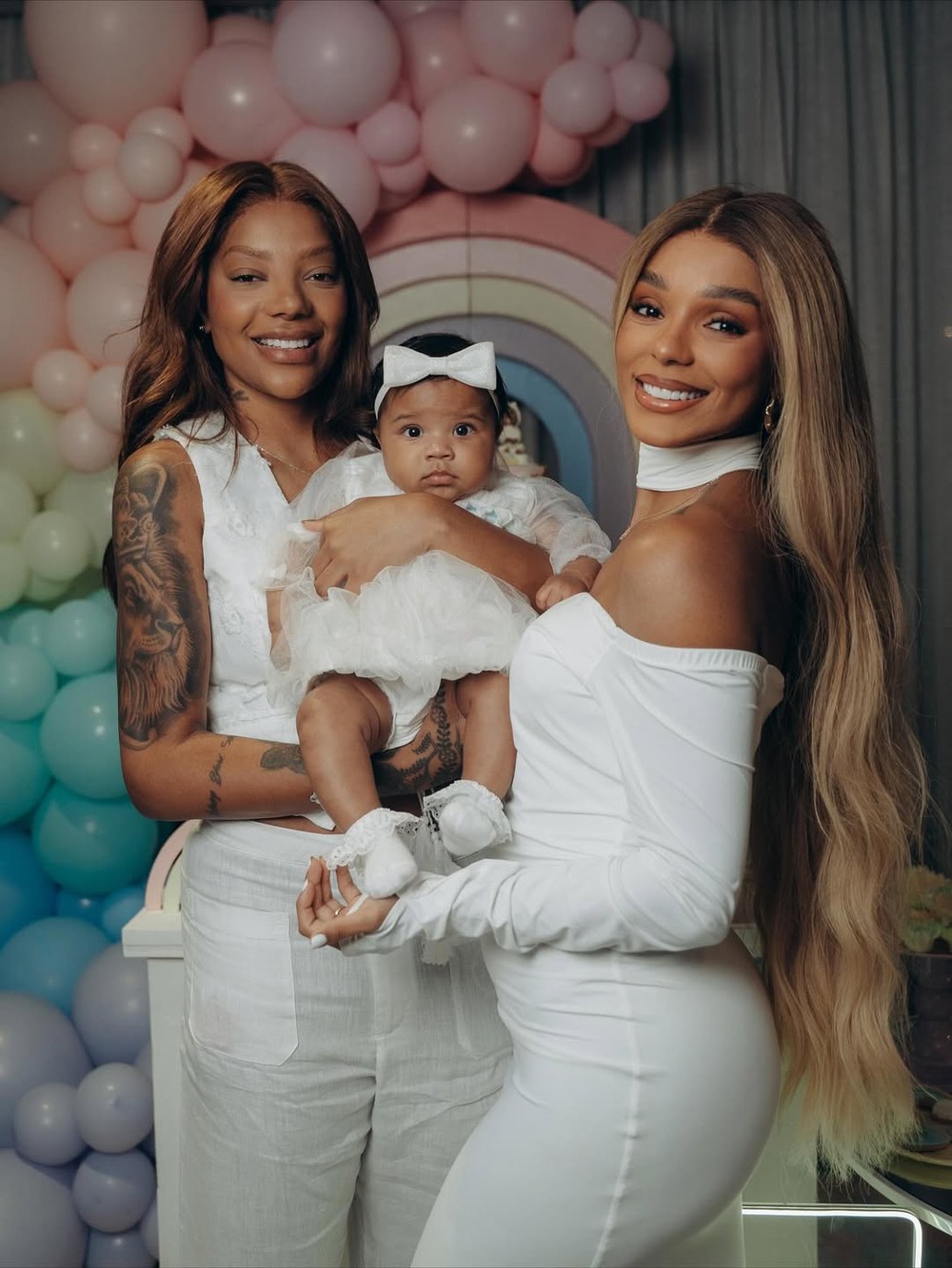 Ludmilla comemora 6 meses da filha, Zuri, e mostra rosto da bebê com ...