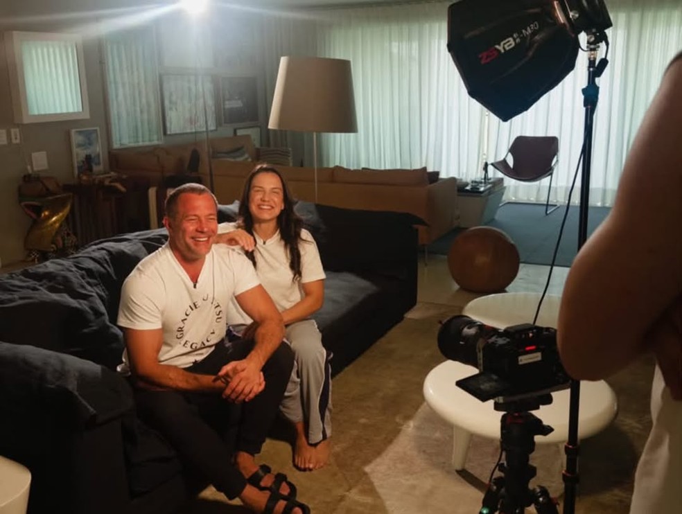 Kyra Gracie resgata foto do início de namoro com Malvino Salvador: Só ...