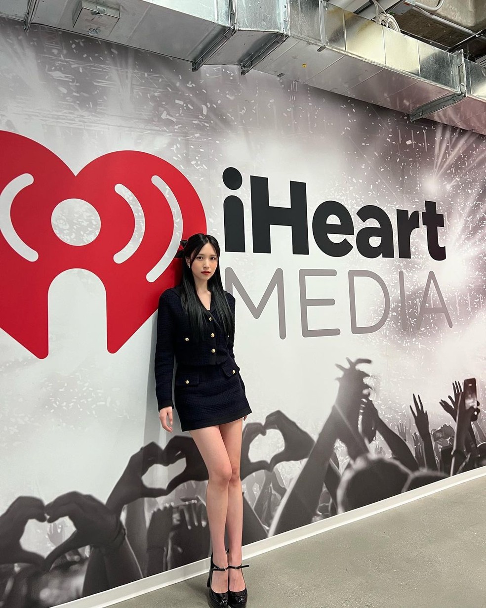 Mina, do grupo de K-pop TWICE: 10 looks para se inspirar