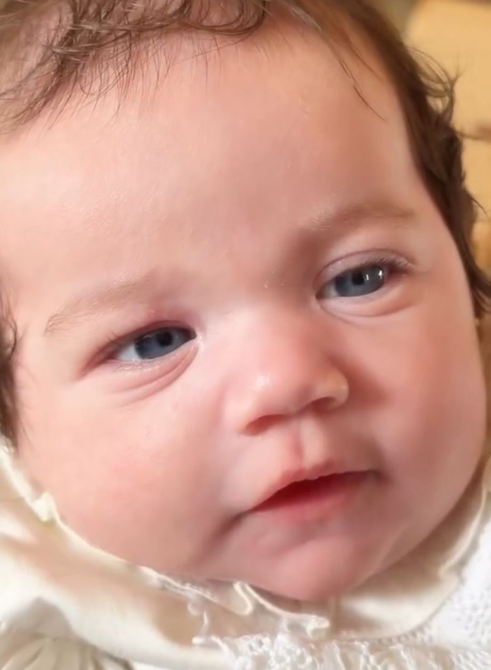 Em vídeo, Rafa Kalimann dá close nos olhos claros de Zuza Helena, sua ...
