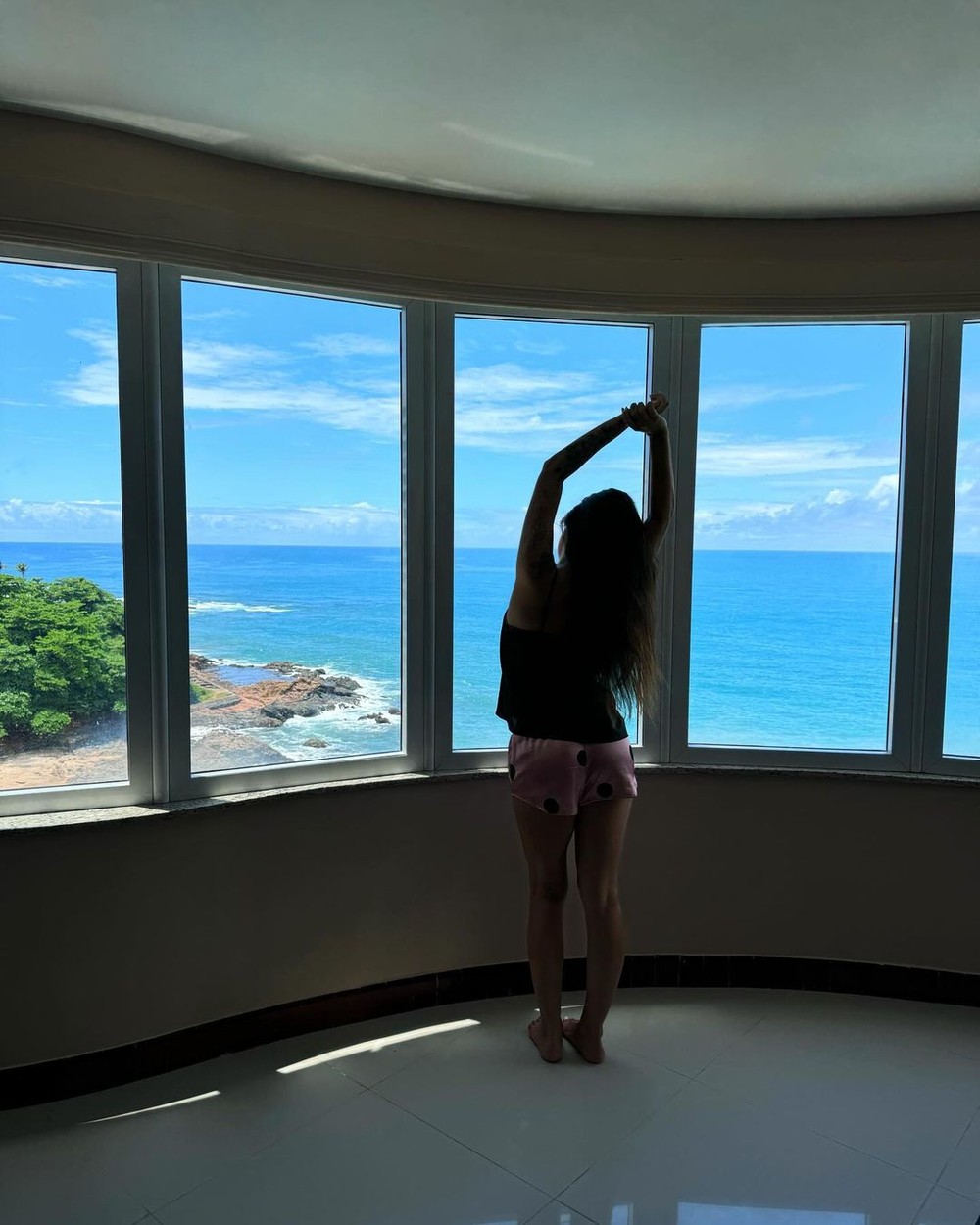 Gabi Melim arranca elogios em novas fotos de biquíni em Salvador: 'A ...