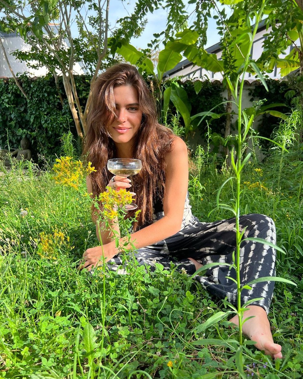 Mariana Goldfarb mostra detalhes de viagem à França: 'A vida é doce'