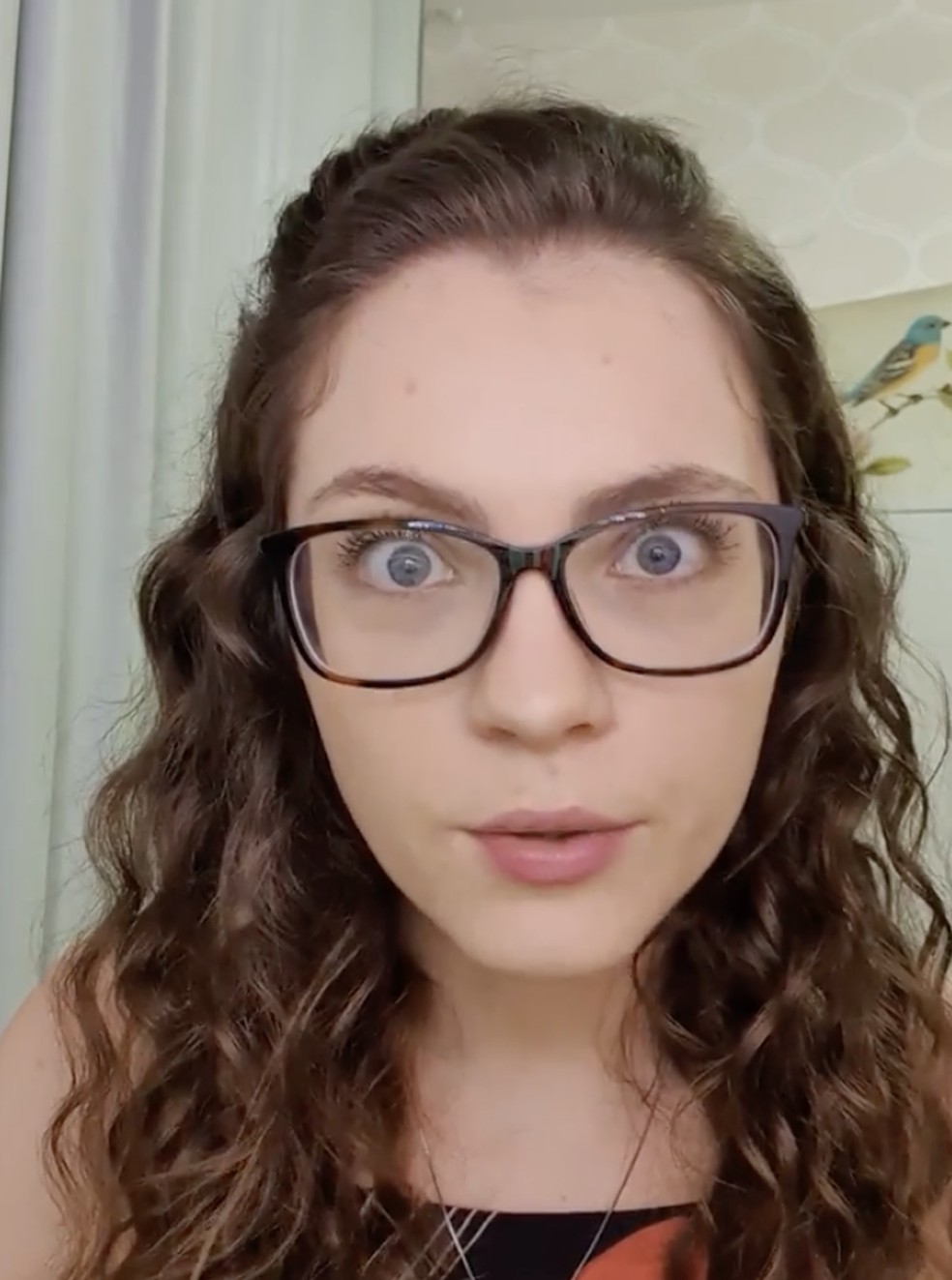 Ex-atriz mirim, Cecília Dassi pede ajuda após avô receber diagnóstico ...