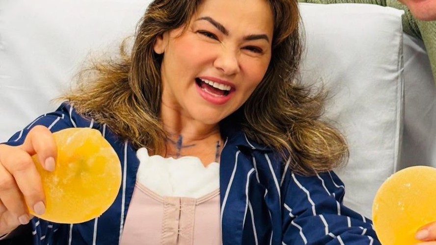Ex-Tiazinha, Suzanna Alves retira a prótese de silicone após anunciar ...