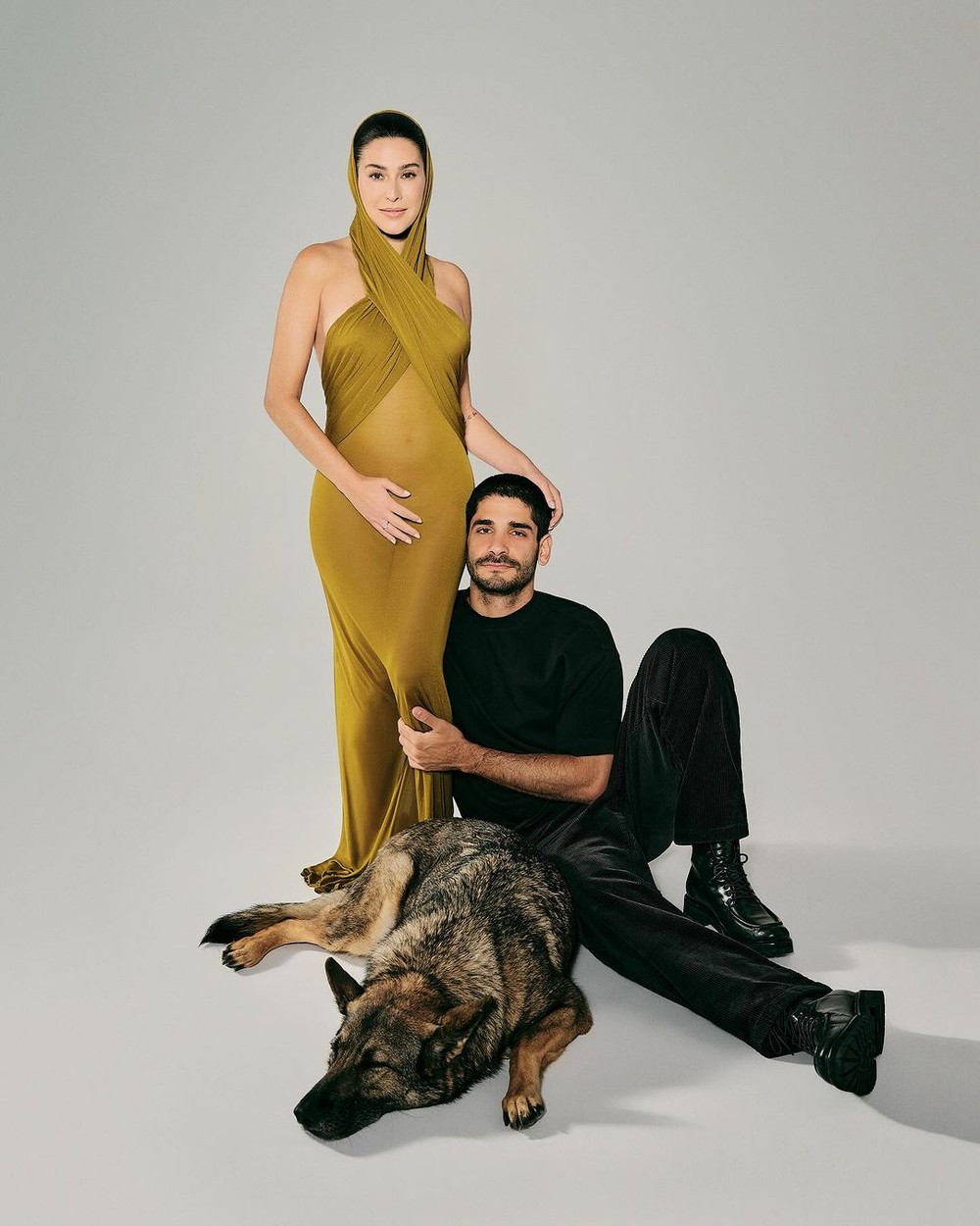 Fernanda Paes Leme posta nova foto grávida e reflete: 'Minha existência ...