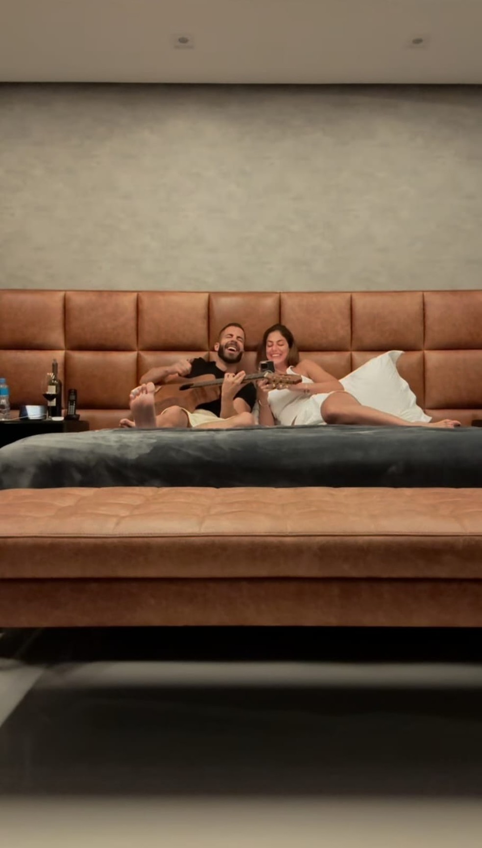 Mari Gonzalez celebra 2024 com clipe de momentos do ano ao lado de Pipo ...
