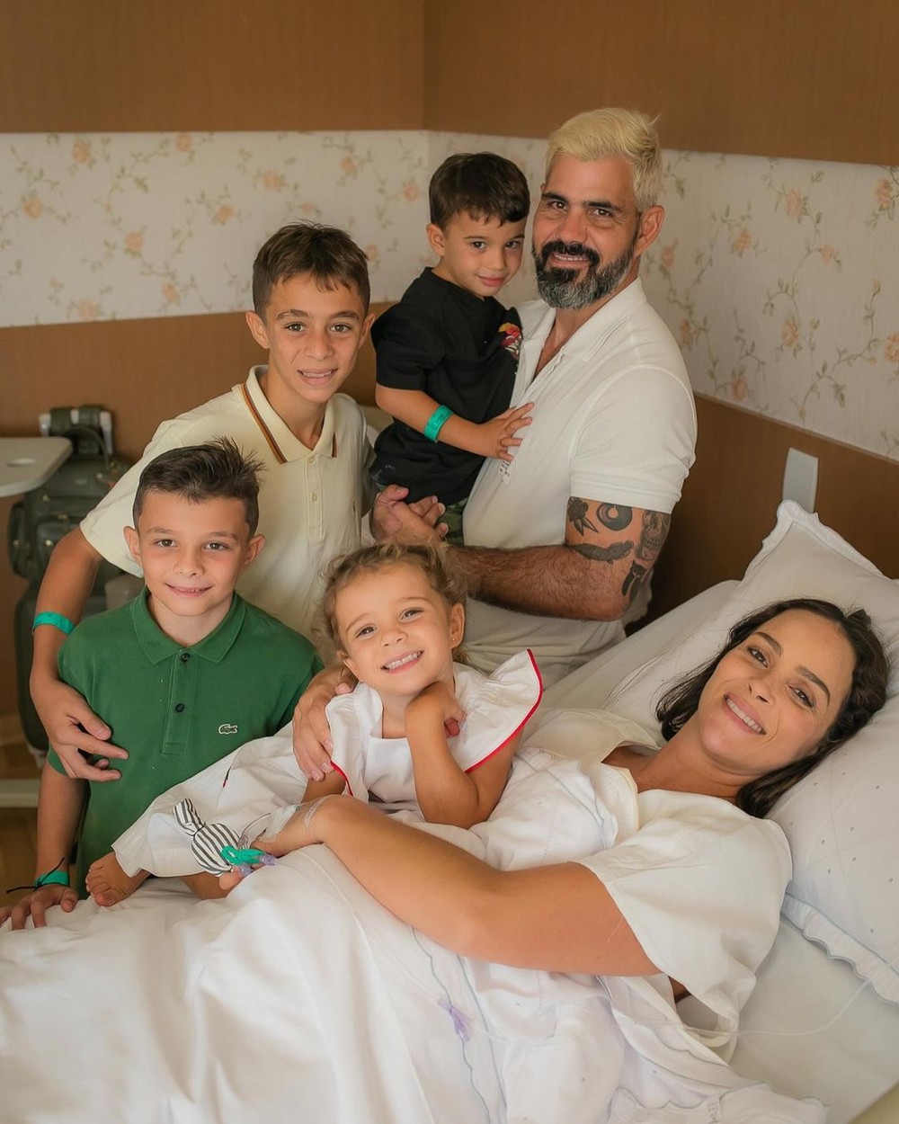 Letícia Cazarré diz que marido, Juliano Cazarré, não ajuda a cuidar dos ...