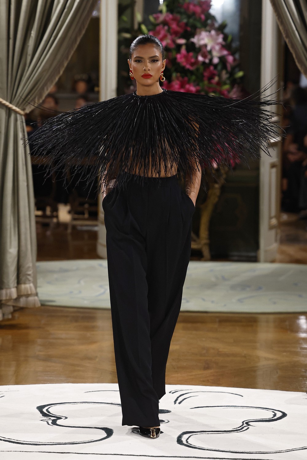 Surrealismo de Salvador Dali, vestido de lagosta e Kendall Jenner ...