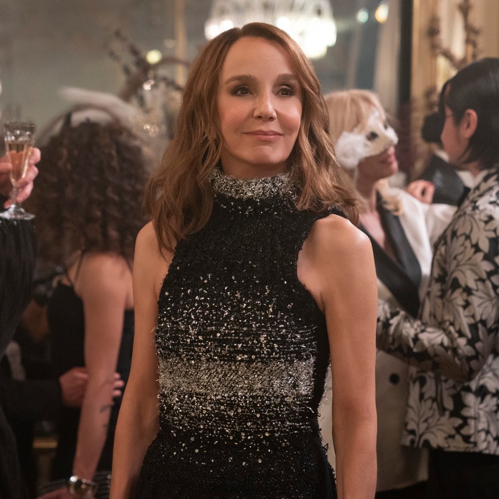 Inspire-se nas belezas da 4ª temporada de ‘Emily in Paris’