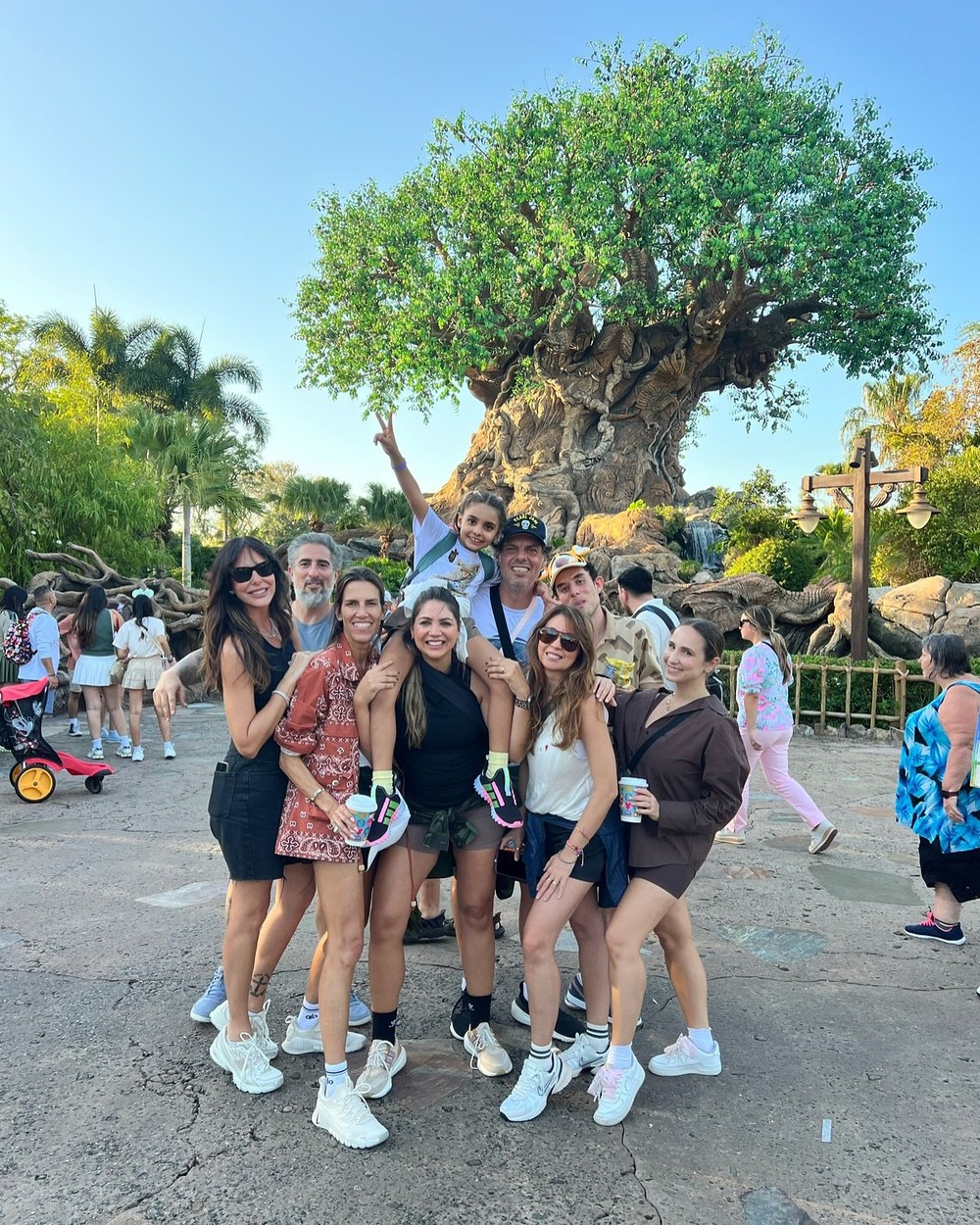 Marcos Mion e Suzanna Gullo levam Romeo para conhecer a Disney: 'Amor e ...