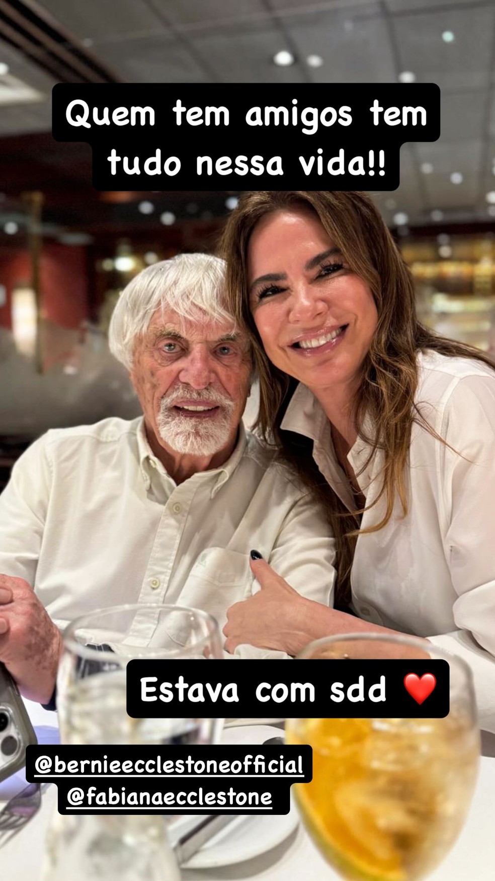 Luciana Gimenez reencontra Bernie Ecclestone, ex-chefão da Fórmula 1, e ...