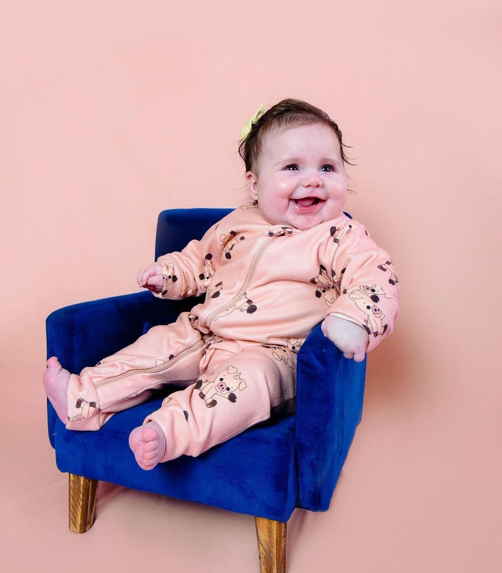 Viih Tube divulga novas fotos de Lua e encanta seguidores: 'Que fofura'