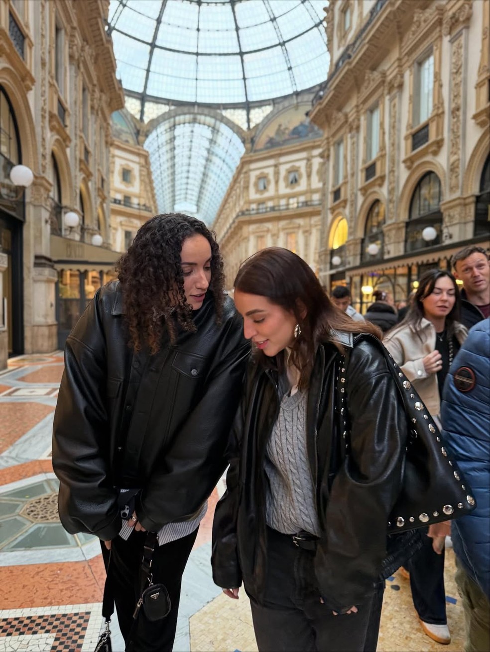 Gabi Guimarães abre álbum de viagem romântica a Milão com namorada, Boo ...