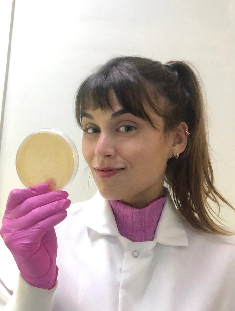 Contas atrasadas e babá de cães: as saídas de bolsistas da Capes após ...