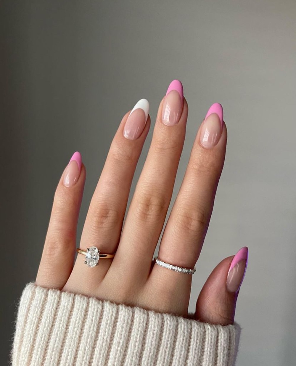 Unhas decoradas rosa e branco: 20 ideias para servirem de inspiração