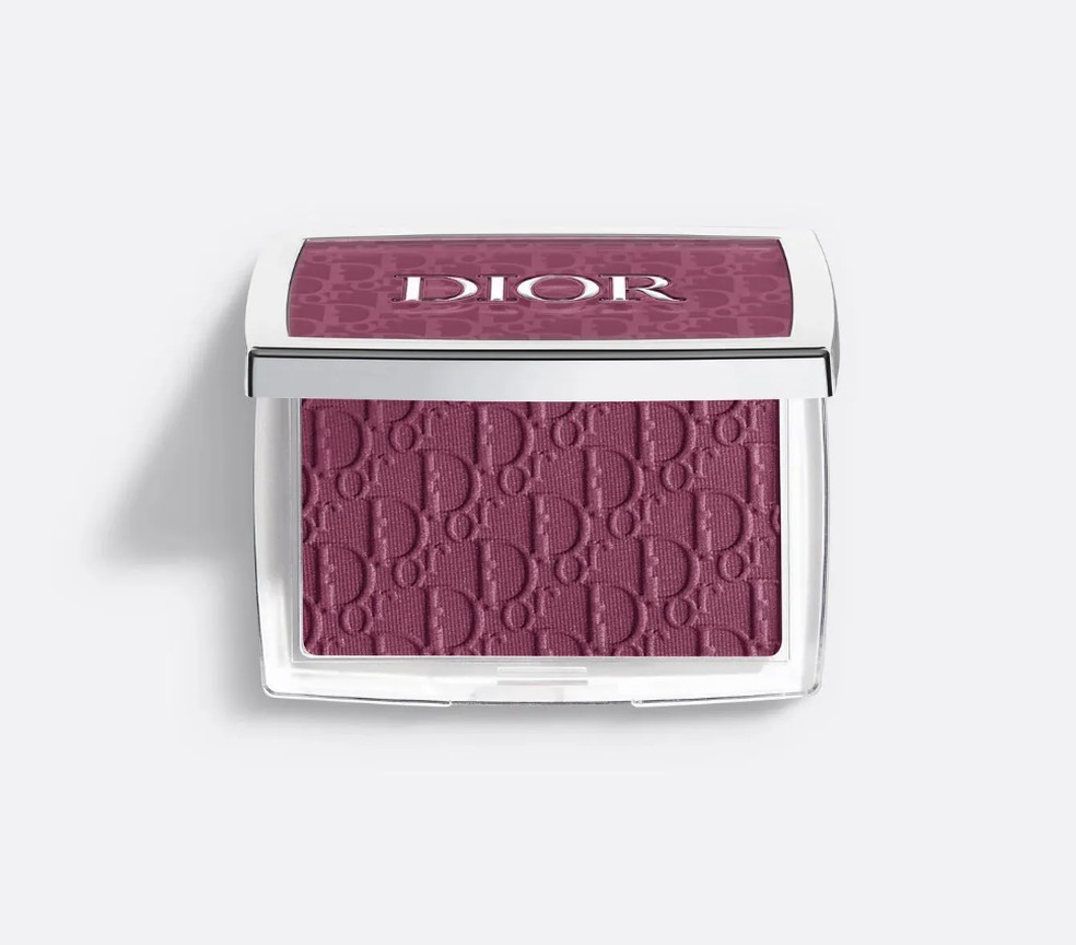 Blush rosa ou roxo? Matte ou cintilante? Em pó ou cremoso? Aqui, um ...