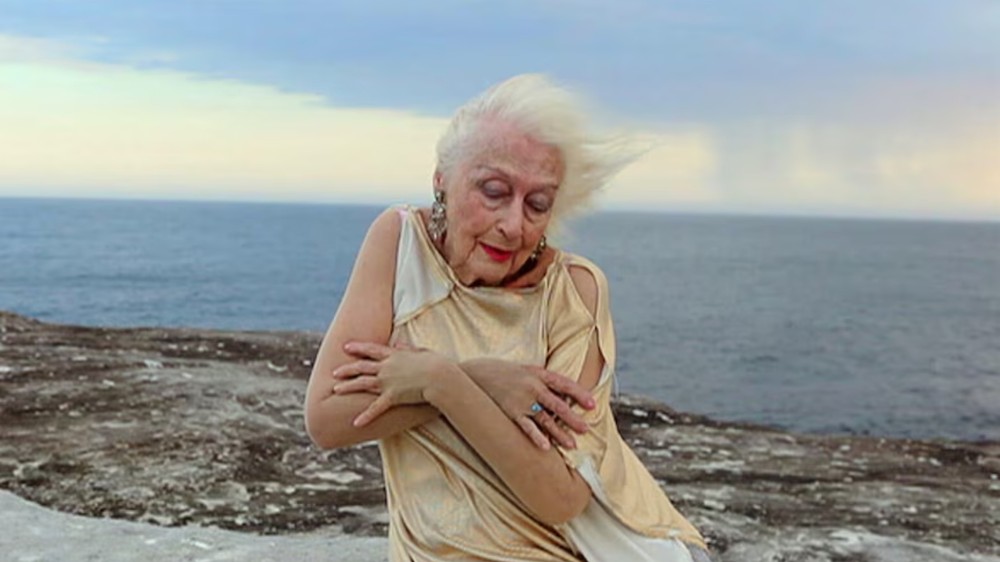 Eileen Kramer, dançarina e coreógrafa pioneira, morre aos 110 anos ...
