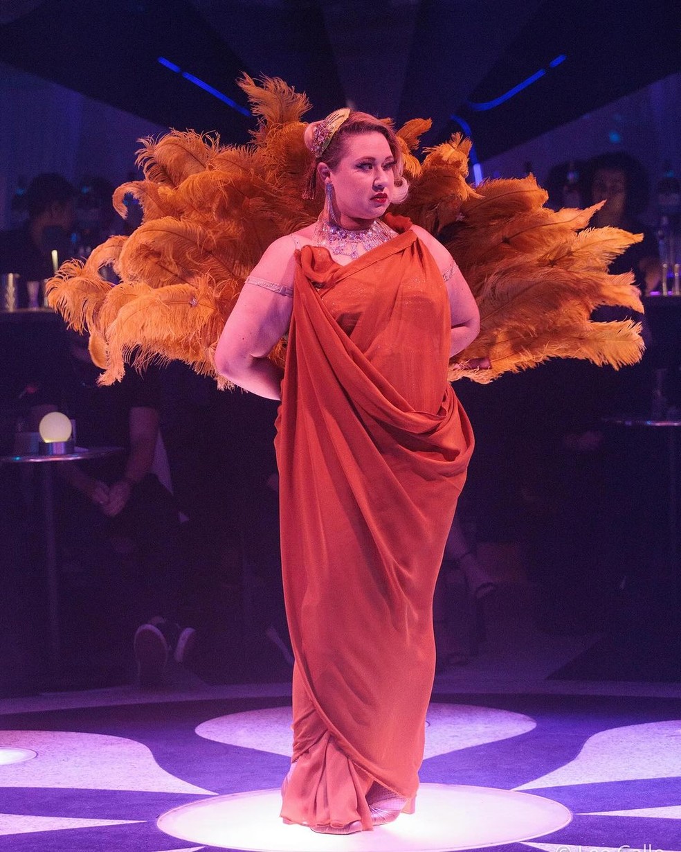 Dona da festa: como Lily Scott mudou a cara da noite paulistana com ...