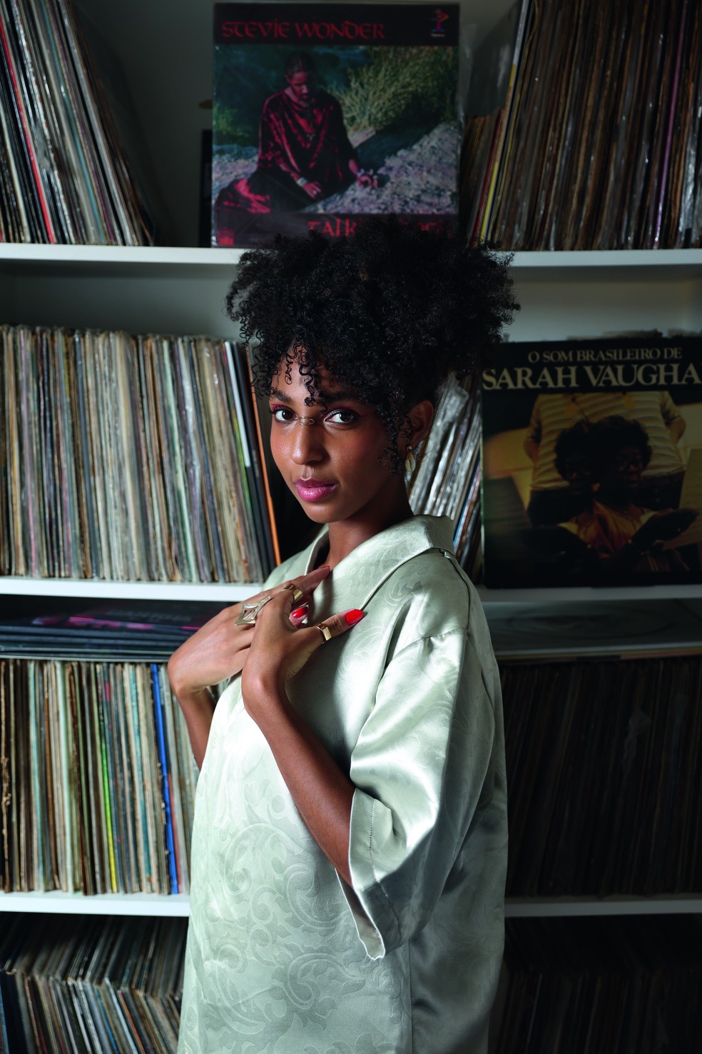 Ayomi Domenica: ‘Brasil limita muito as possibilidades de ser uma atriz ...