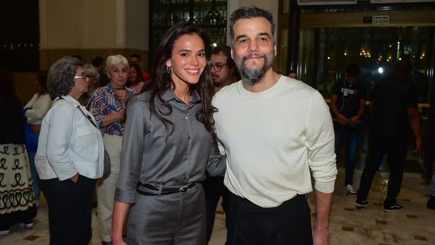 Bruna Marquezine reposta frase de Wagner Moura para defender Lei Rouanet: 'Não adianta explicar ...