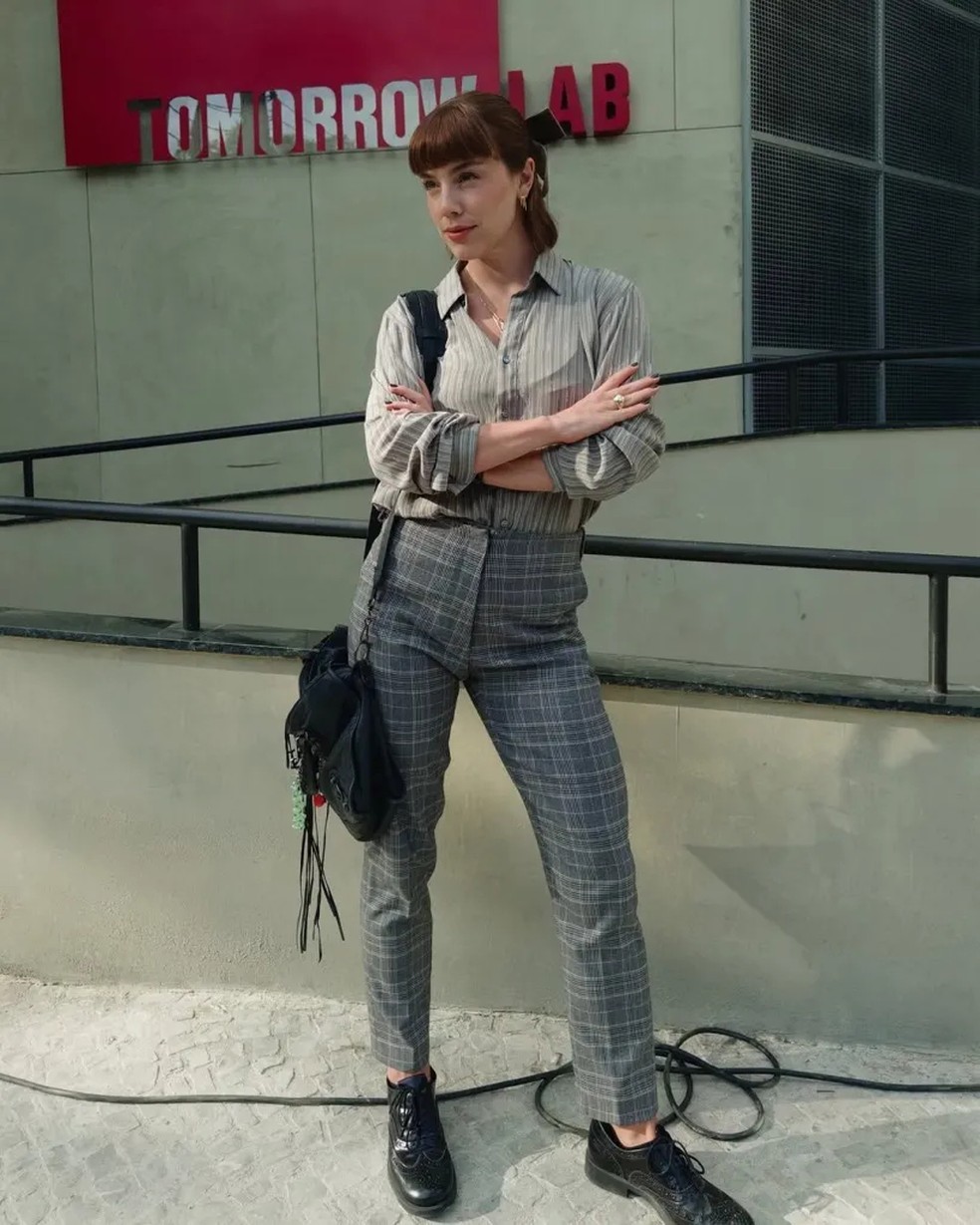 Romântico com toque anos 80: o estilo de Alice Wegmann como Solange Duprat em 'Vale Tudo'