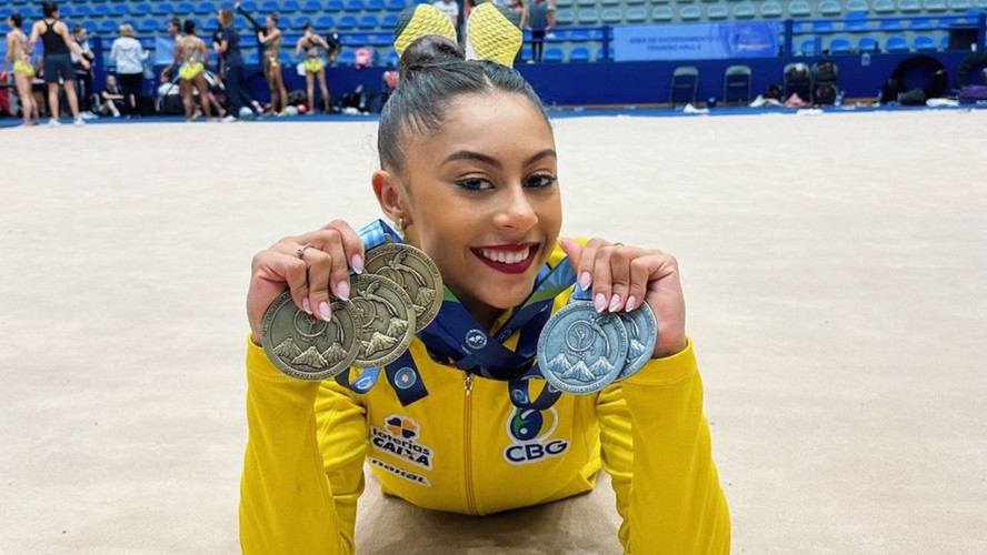 Barbara Domingos é o grande destaque do Brasil na ginástica rítmica ...