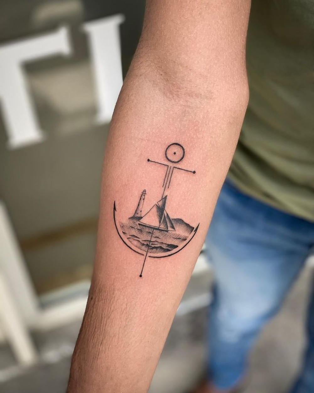 Tatuagem de âncora feminina: 25 ideias para reinventar o clássico!