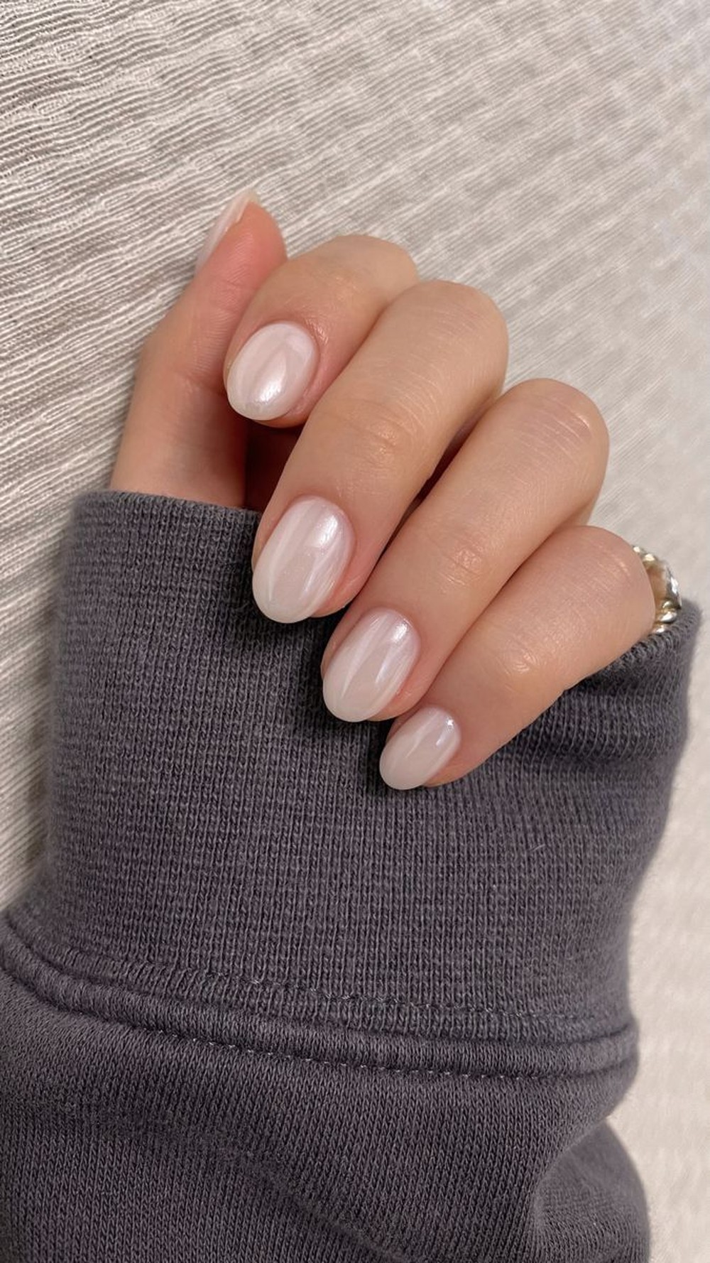 Unhas redondas decoradas: 30 inspirações que vão desde esmaltação ...