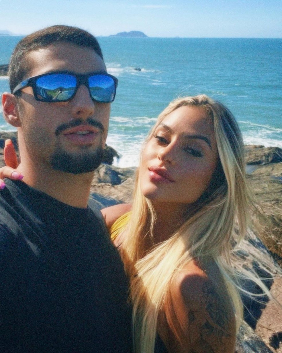 Sandri Oliveira faz textão apaixonado ao namorado: 'Ser brega de amor é ...