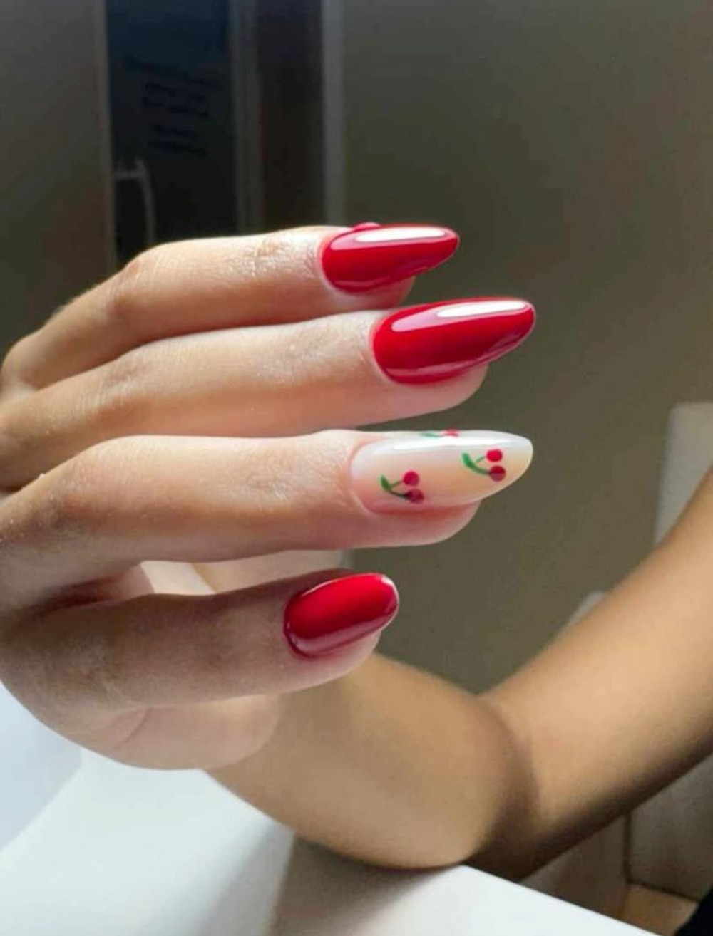 Unhas redondas decoradas: 30 inspirações que vão desde esmaltação ...