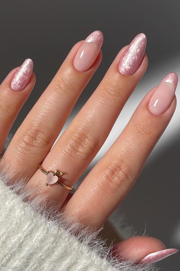 Unhas amendoadas decoradas: ideias para se inspirar